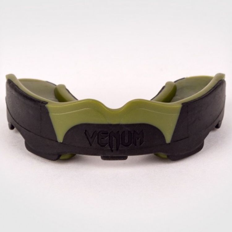 Капа Venum Predator (VENUM-0621-539, Черно-зеленый) купить в магазине ...